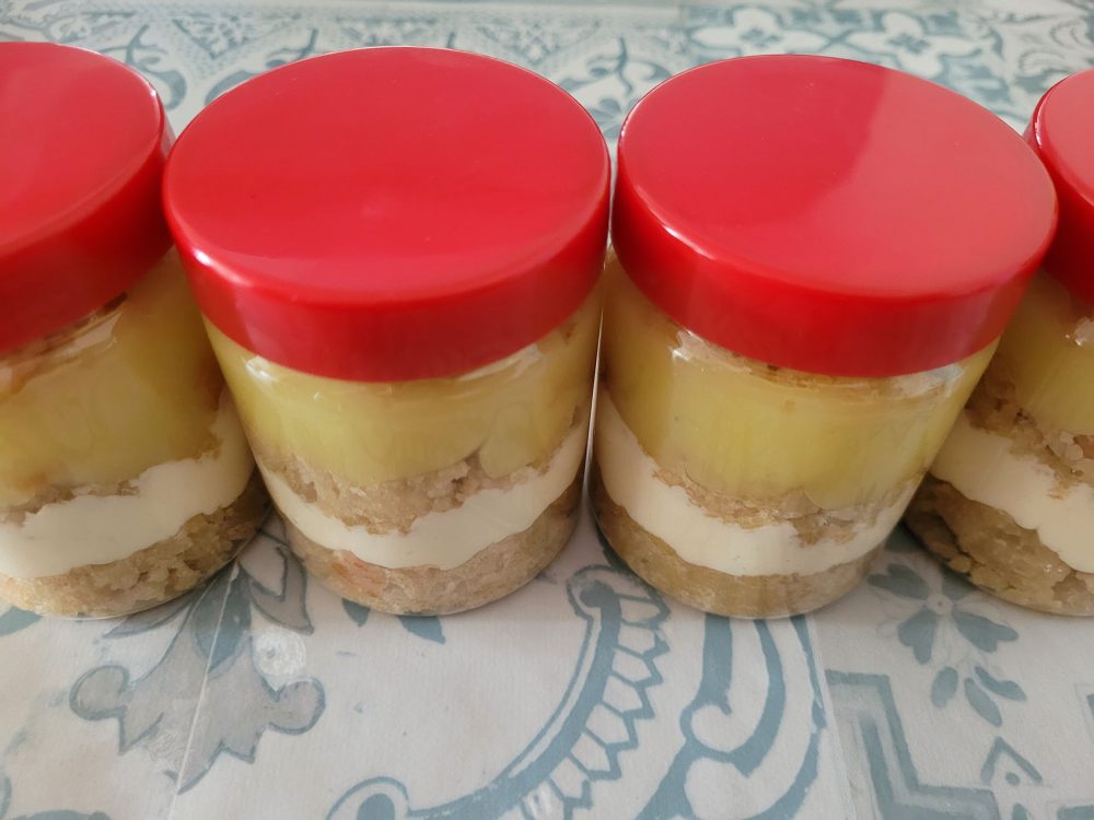 Lemon Cake Jar - Sallys Bakes